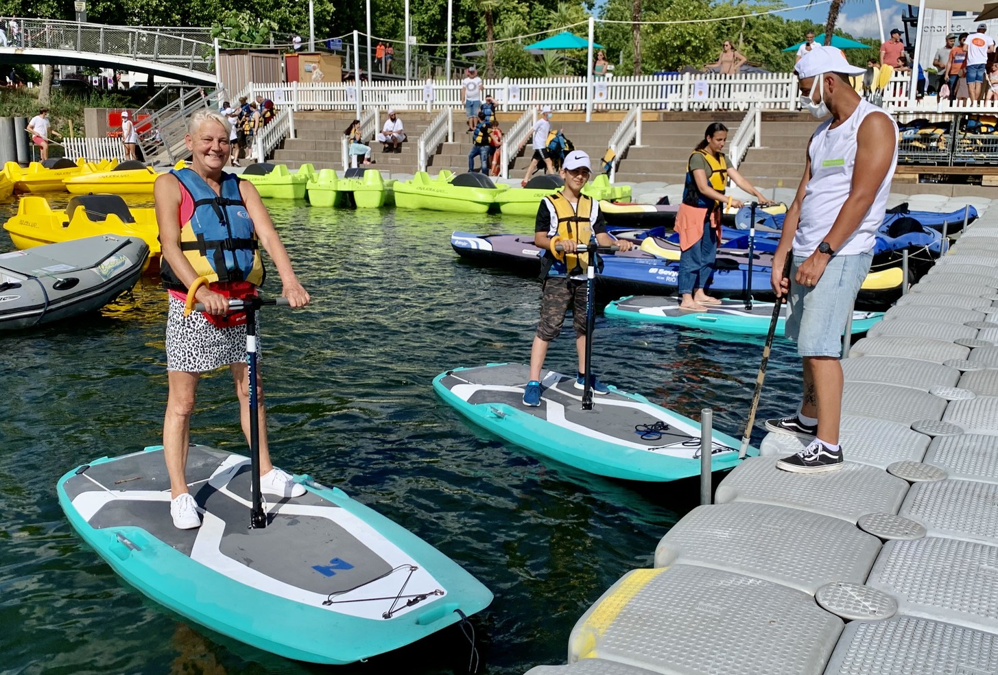 Paddle éléctrique - Scooter des mers - Animation Nautique à Paris